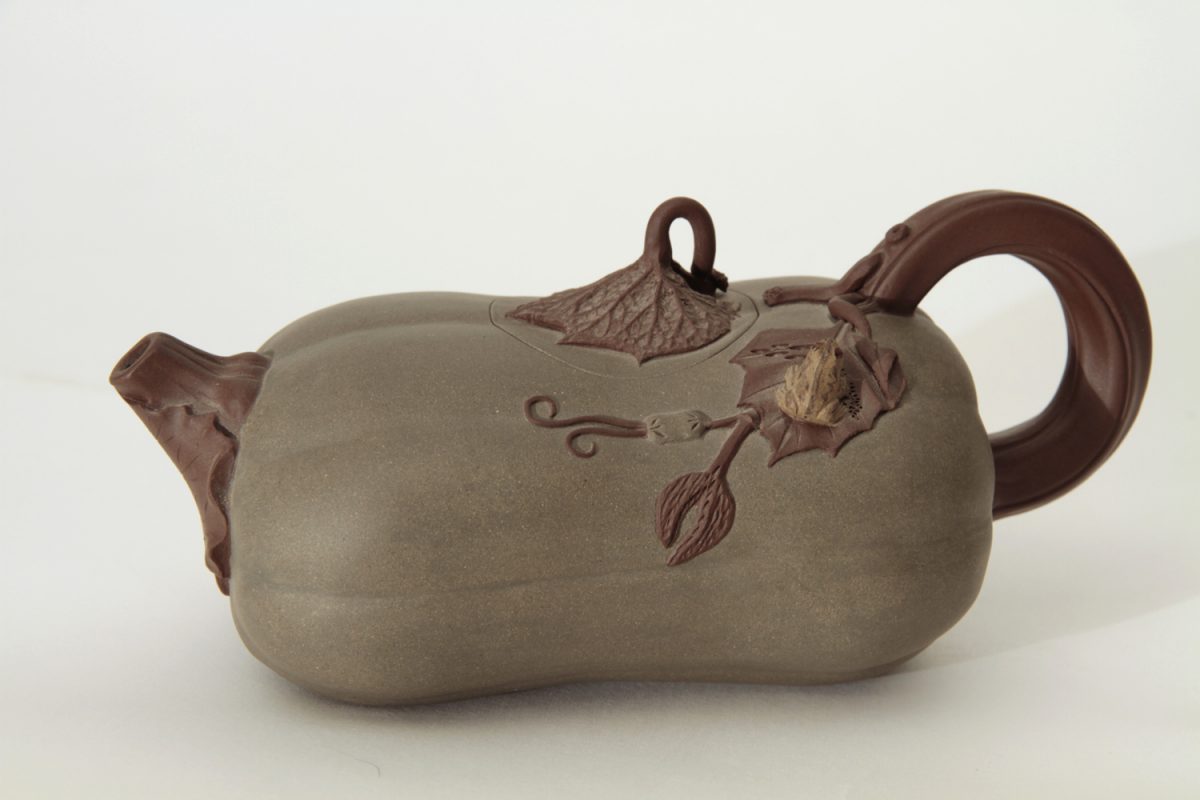 Making Bowls Part III - Sprigging - Harlan House